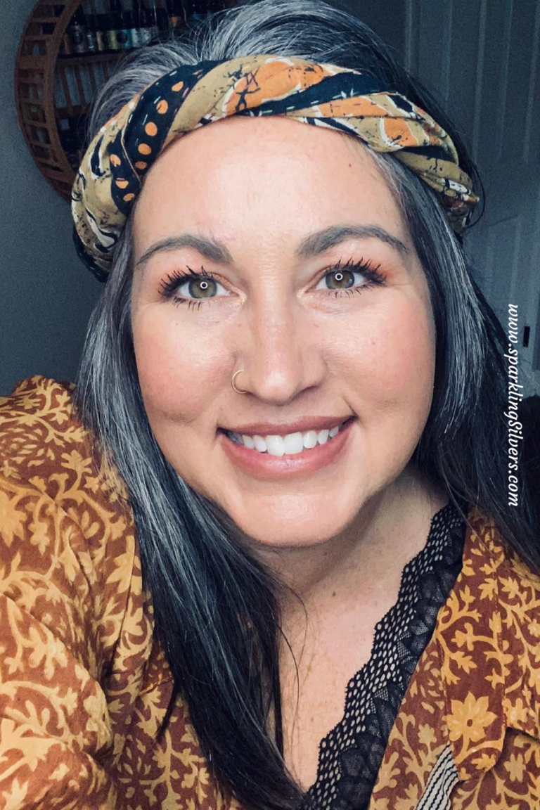 10 Excellent Ideas to Hide Gray Hair Demarcation Line - SparklingSilvers